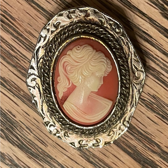 OPERI | Jewelry | Vintage Cameo Brooch With Silver Detailing | Poshmark